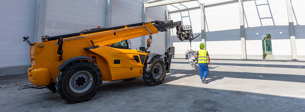 Telehandler Certification in Campbell River | VIF Safety Training